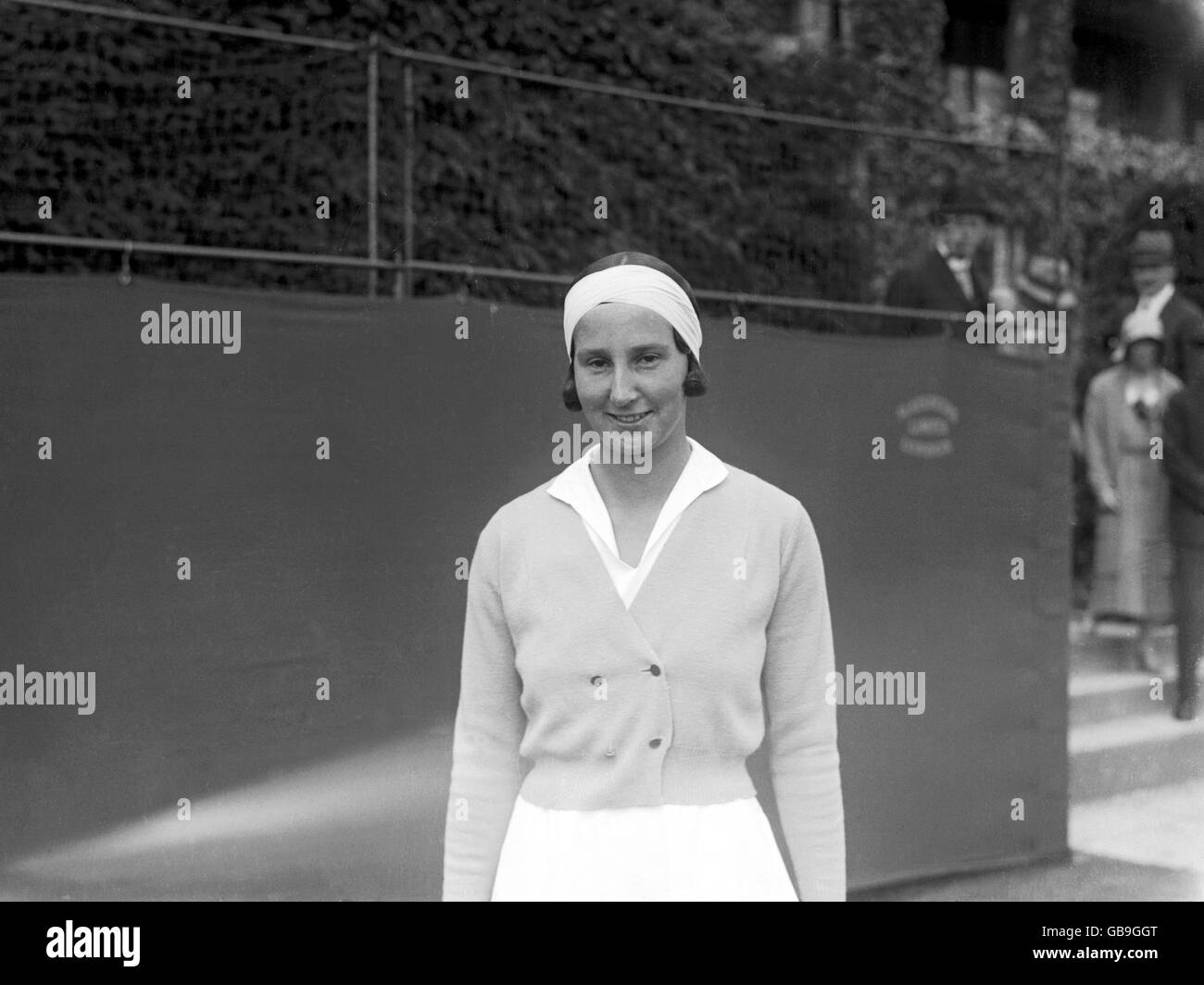 Dorothy round tennis hi-res stock photography and images - Alamy