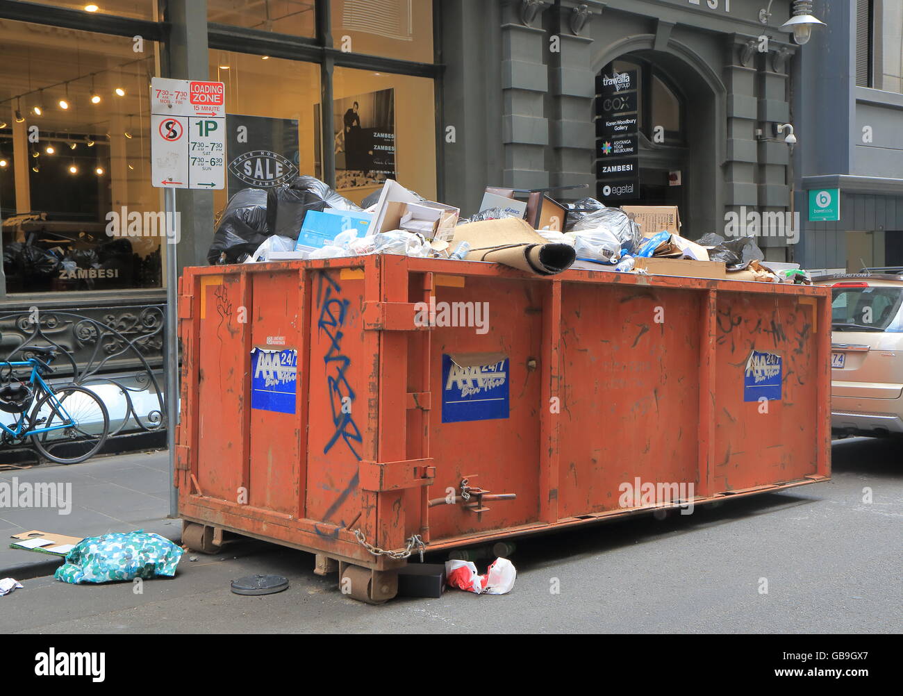 Australian rubbish bin hi-res stock photography and images - Alamy