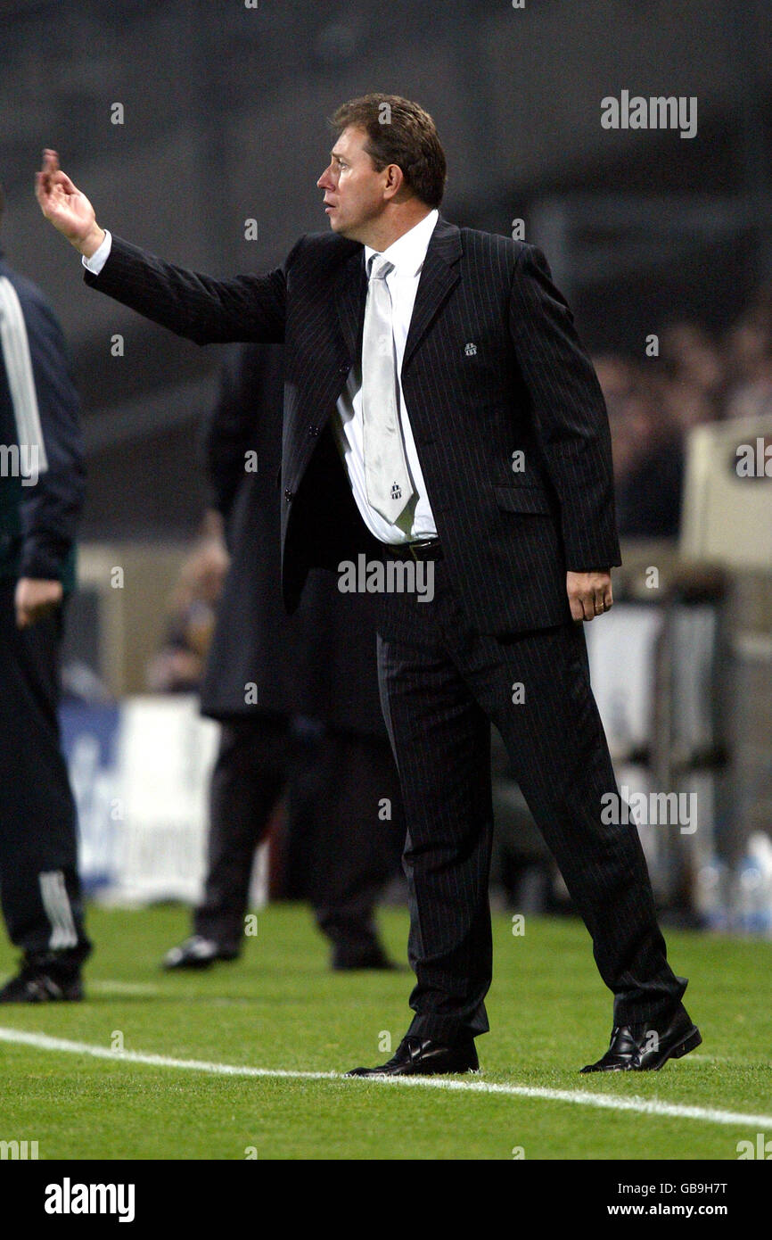 Alain perrin hi-res stock photography and images - Alamy