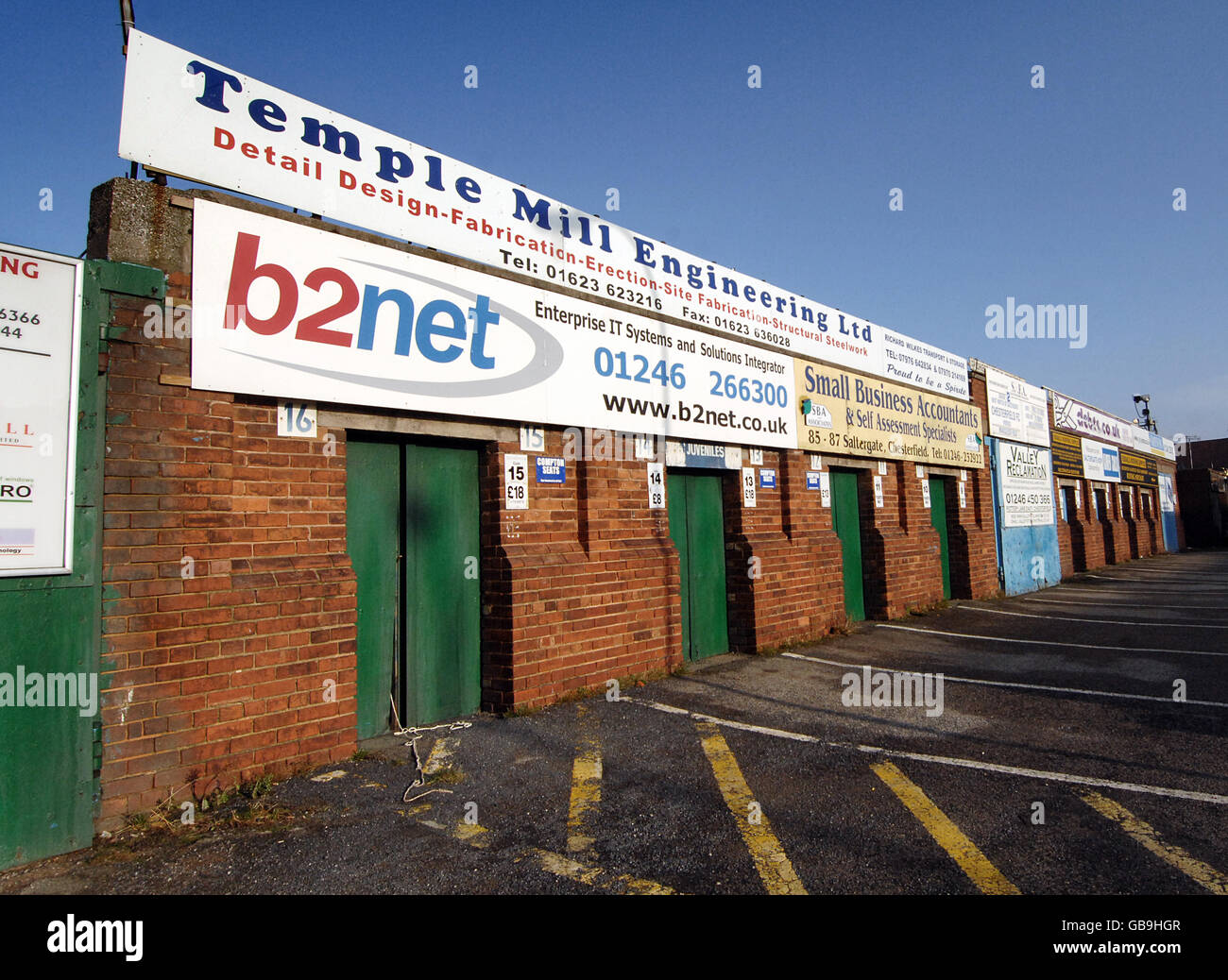 Saltergate home of chesterfield fc hi-res stock photography and images ...