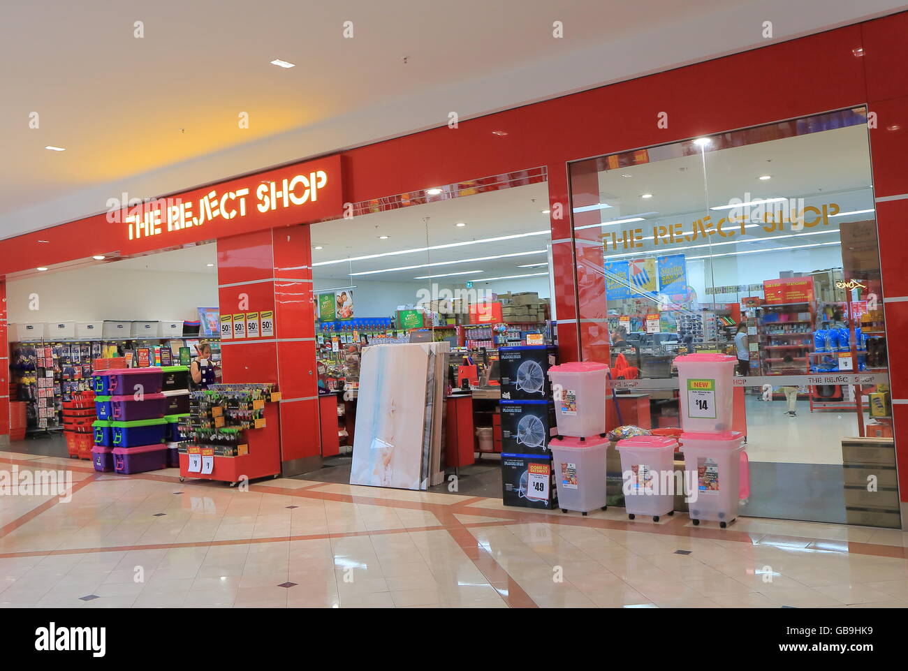 Reject Shop retail shop in Melbourne Australia Stock Photo - Alamy