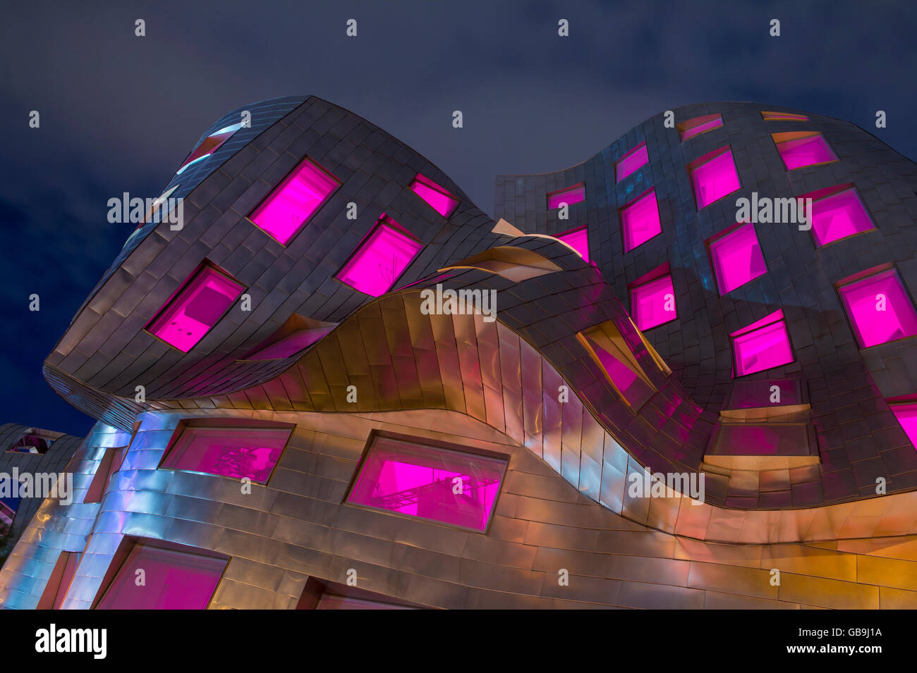 The Cleveland Clinic Lou Ruvo Center for Brain Health in downtown Las ...