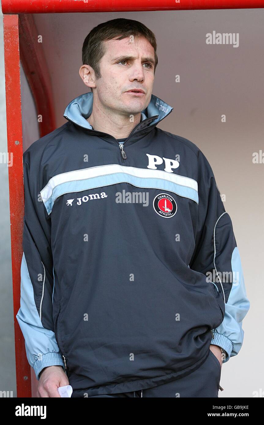 Soccer - Coca-Cola Football League Championship - Blackpool v Charlton ...