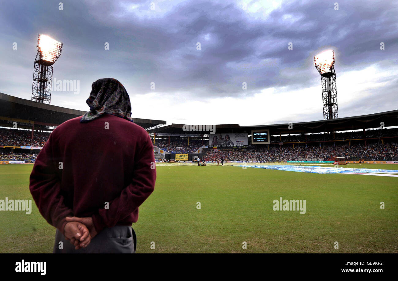 Bangalore chinnaswamy stadium hi-res stock photography and images - Alamy