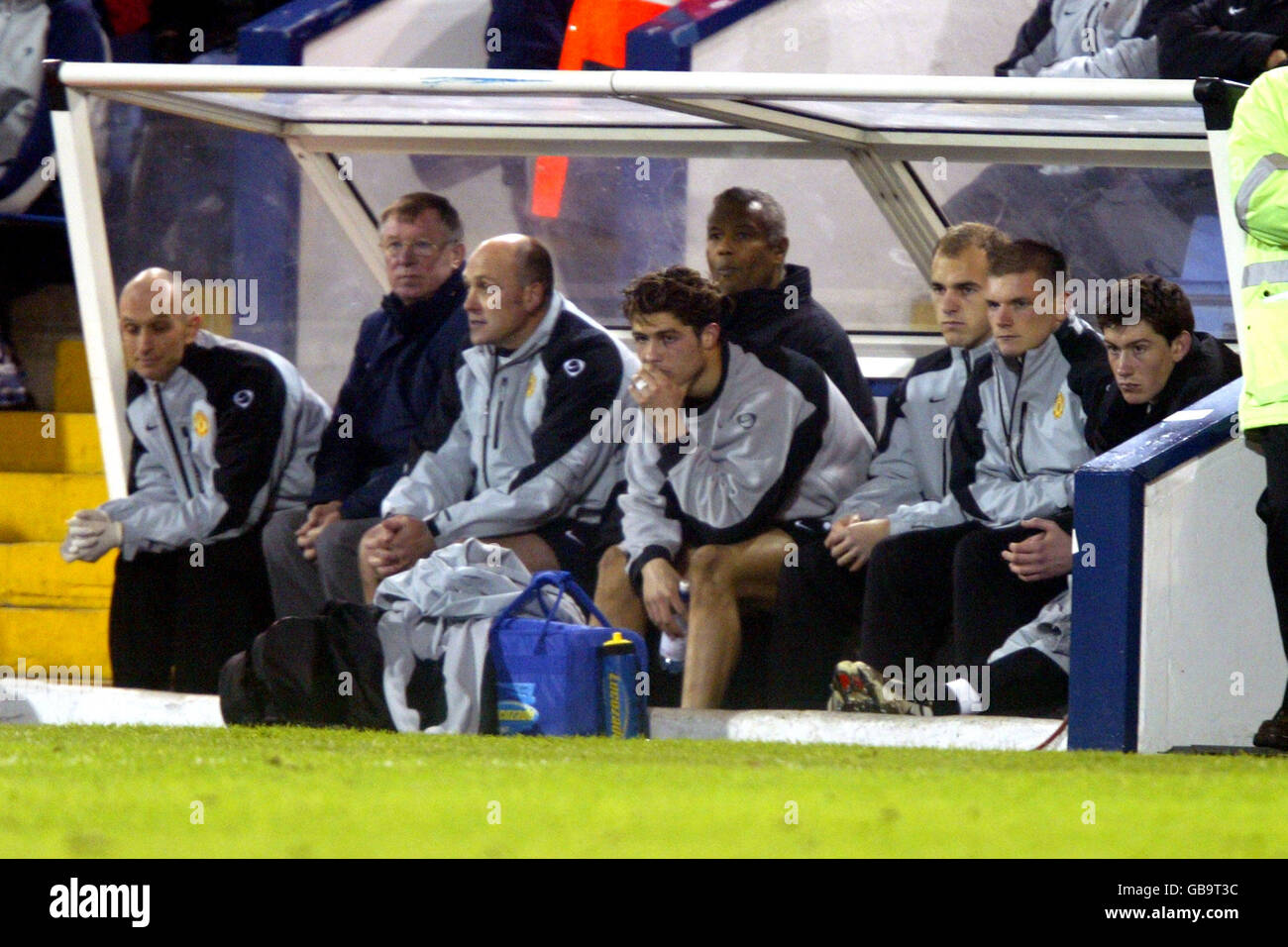 Bench football utd hi-res stock photography and images - Alamy