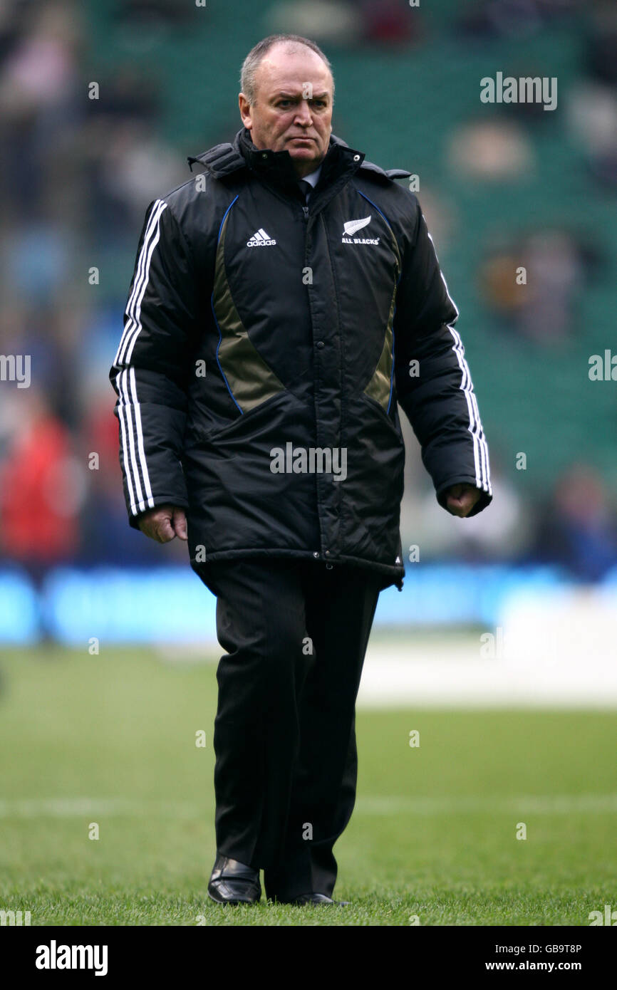 Graham henry rugby hi-res stock photography and images - Alamy