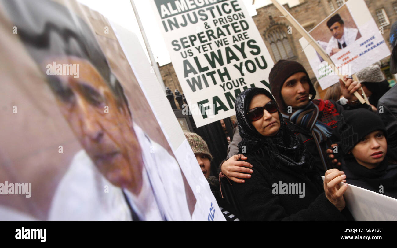 Miscarriage of Justice vigil Stock Photo - Alamy