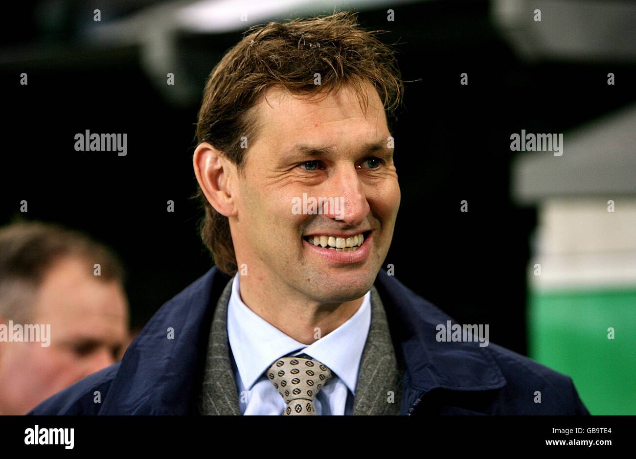 Sport football tony adams hi-res stock photography and images - Alamy