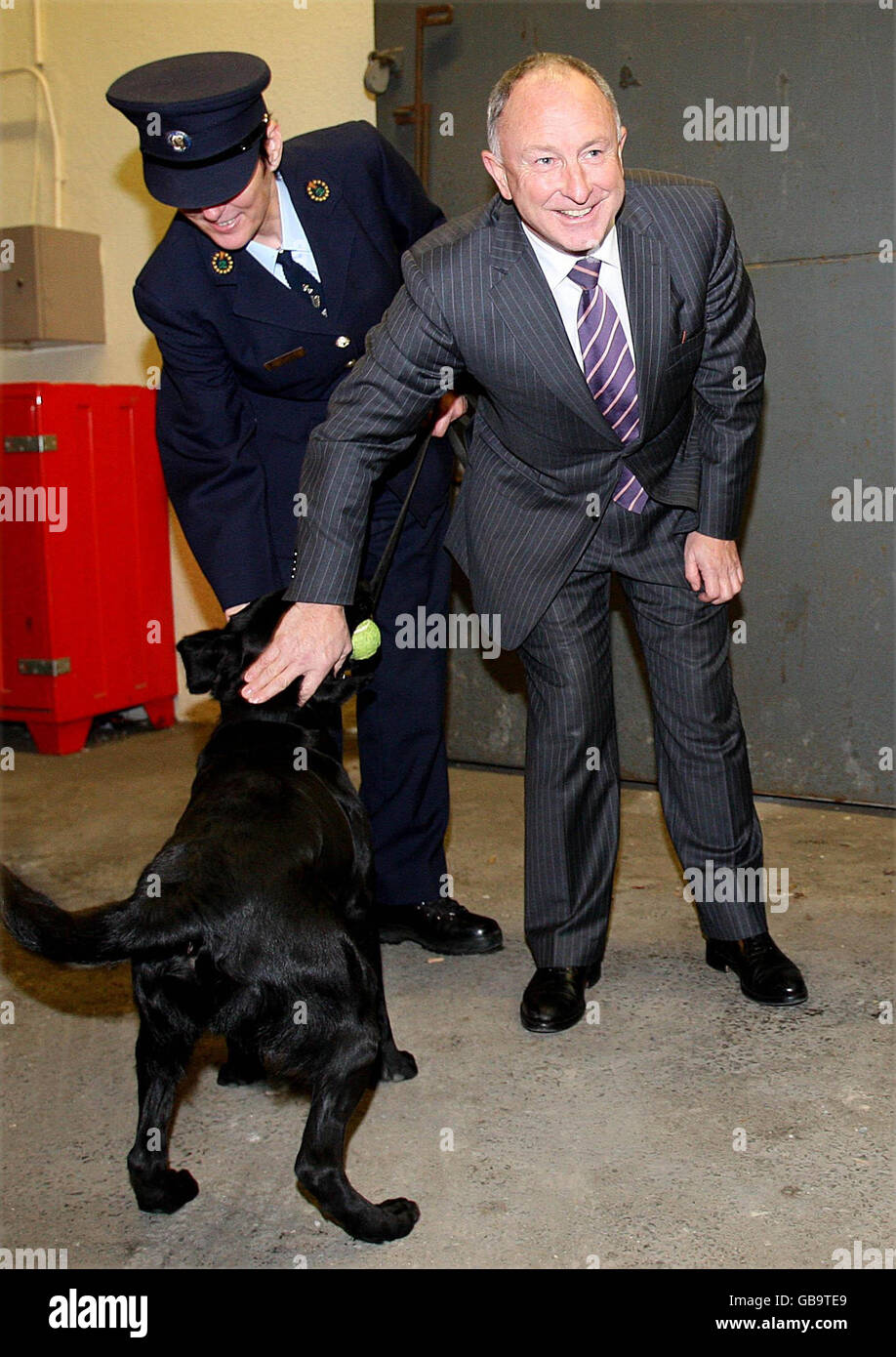 Dermot Ahern visits Wheatfield Prison Stock Photo - Alamy