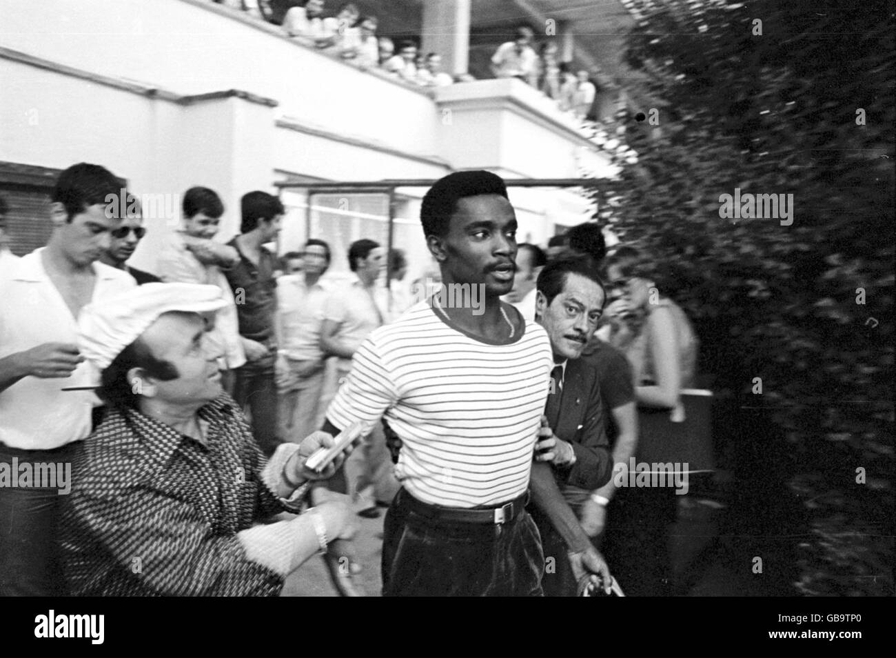 Laurie cunningham real madrid Black and White Stock Photos & Images - Alamy