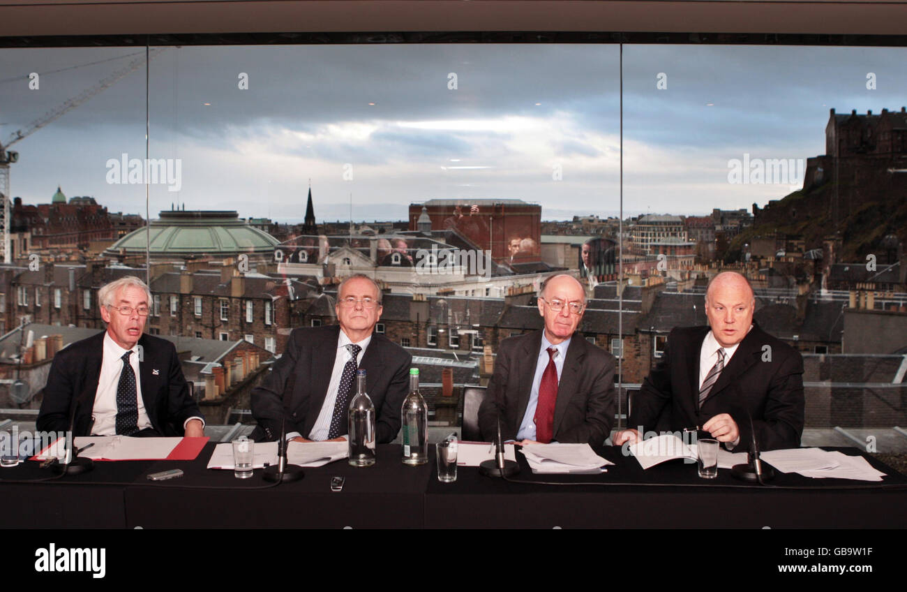 Economic experts publish annual report Stock Photo - Alamy