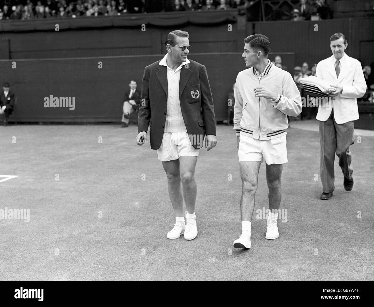 Wimbledon championships 1954 hi-res stock photography and images - Alamy