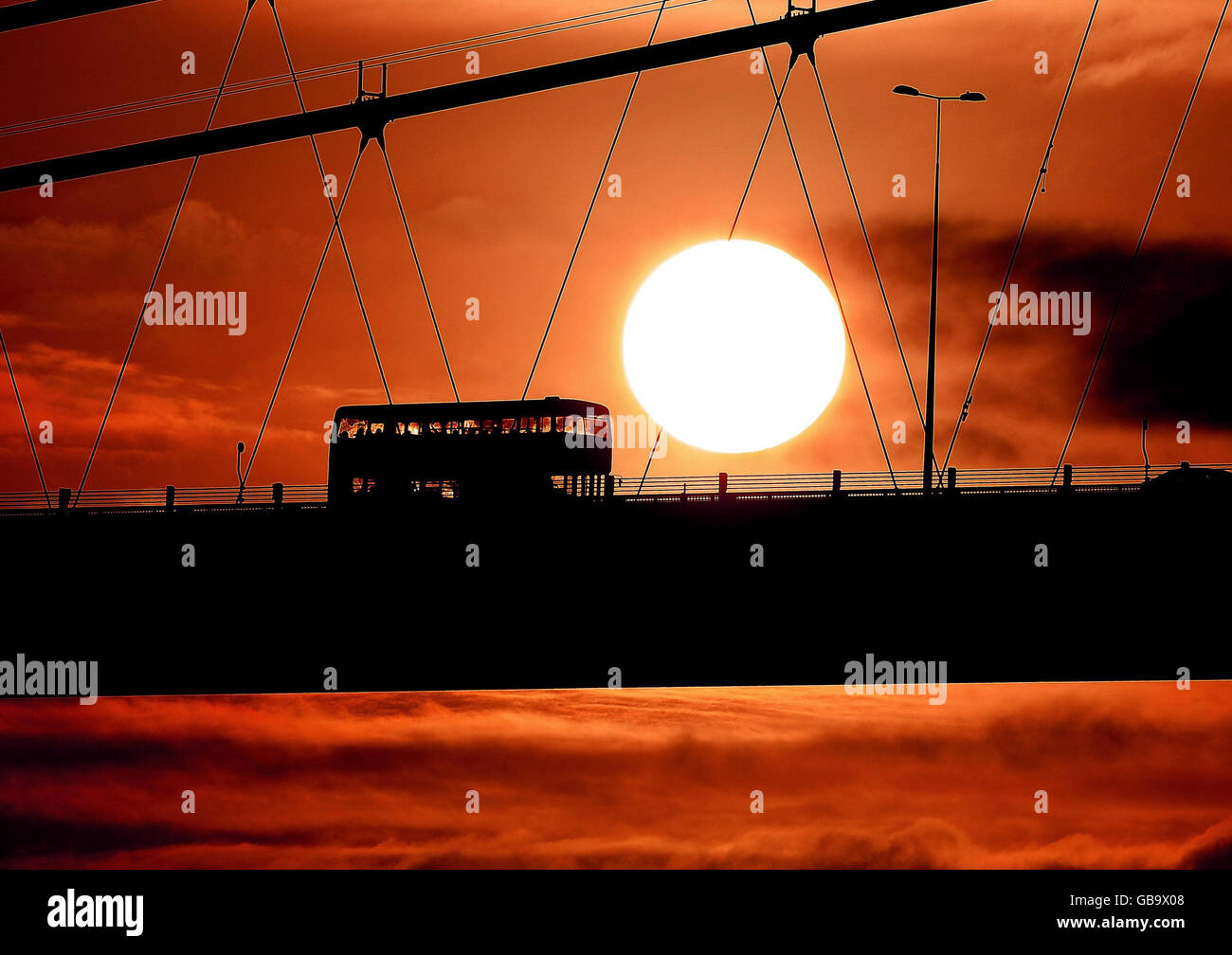 Spectacular sunset view for passengers on this bus crossing the Humber ...