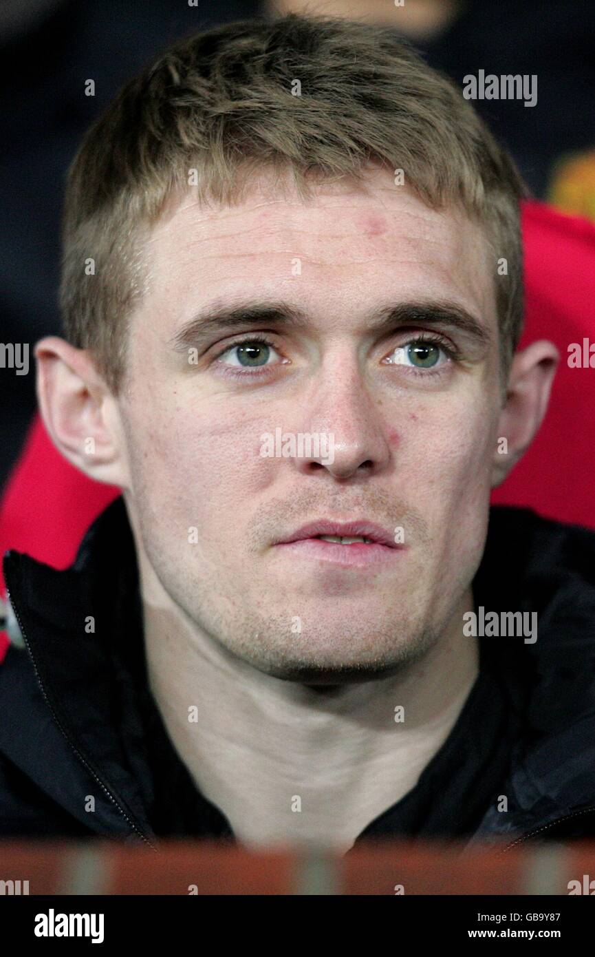 Old Trafford Darren Fletcher High Resolution Stock Photography and ...