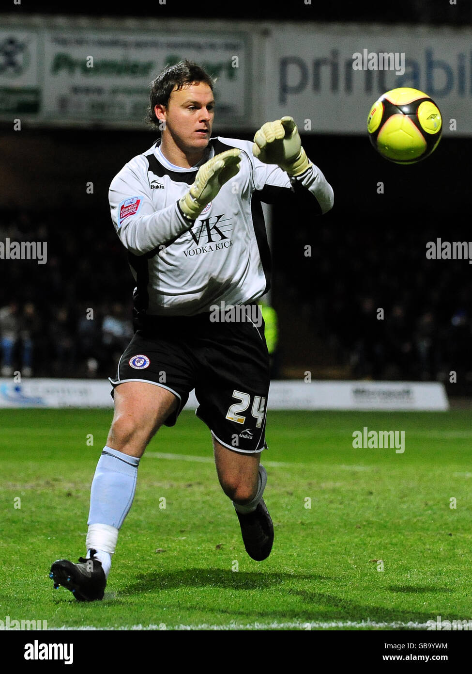 Chesterfield goalkeeper trevor carson hi-res stock photography and ...