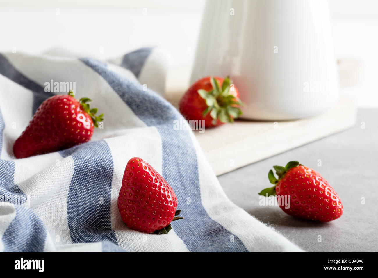 Strawberry table hi-res stock photography and images - Alamy