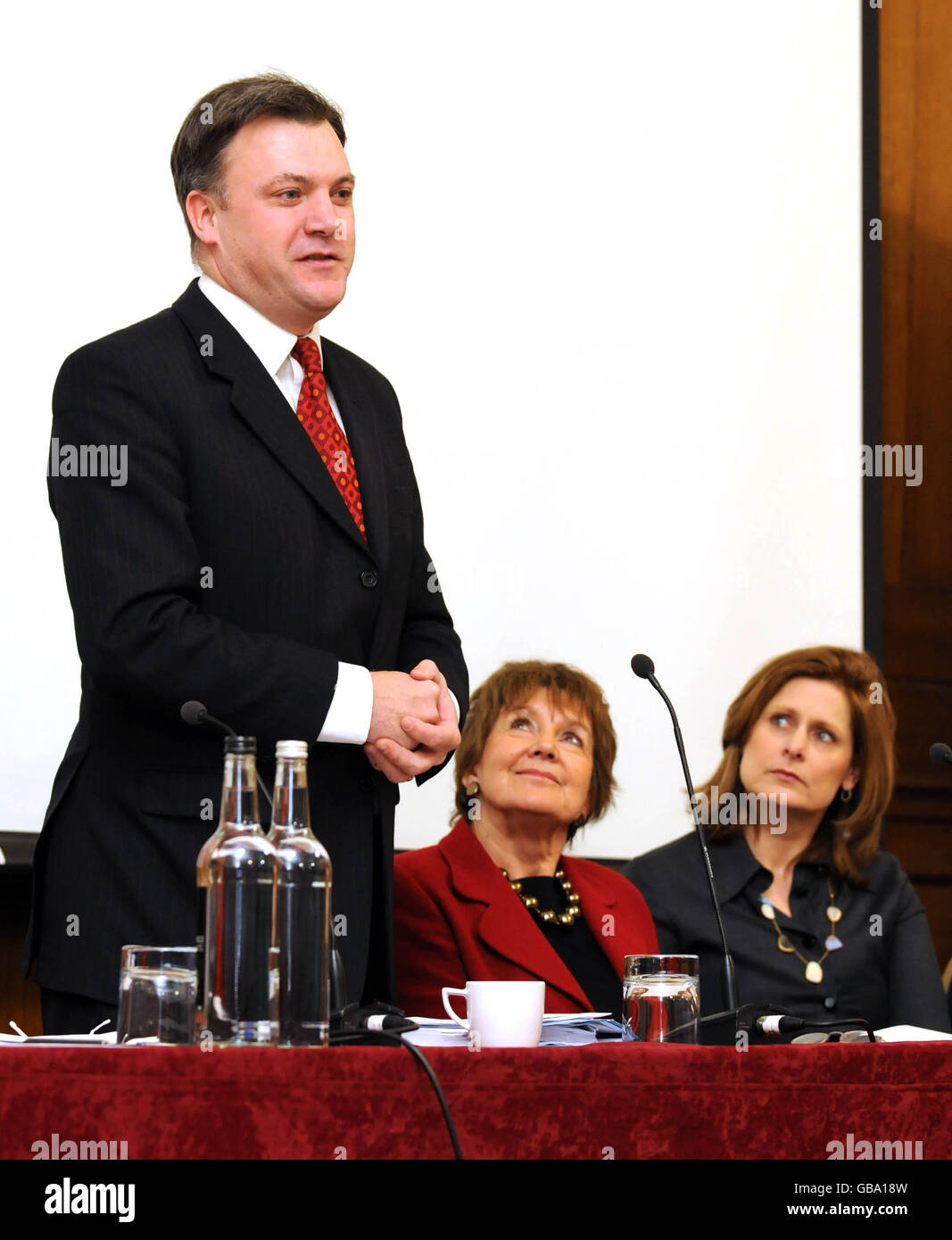 Ed sanders hi-res stock photography and images - Alamy