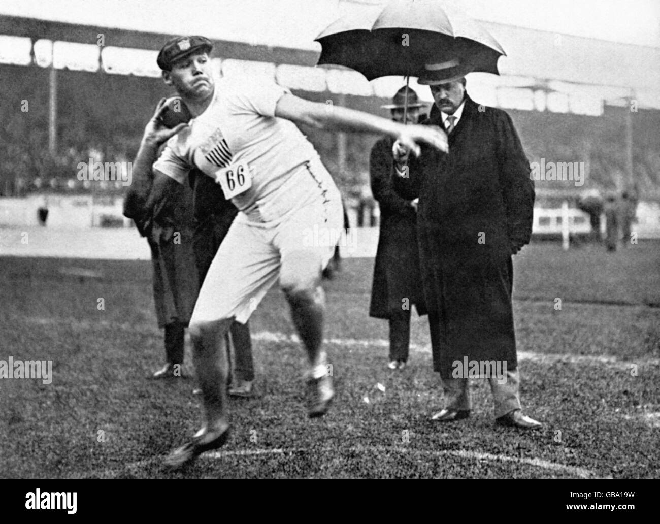 Winning shot Black and White Stock Photos & Images - Alamy