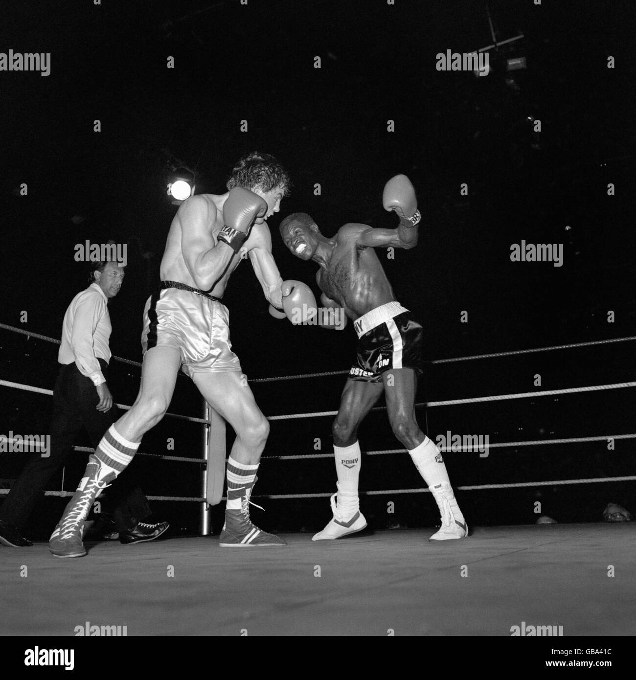 Boxing - Middleweight - Buster Drayton v Mark Kaylor - Empire Pool ...