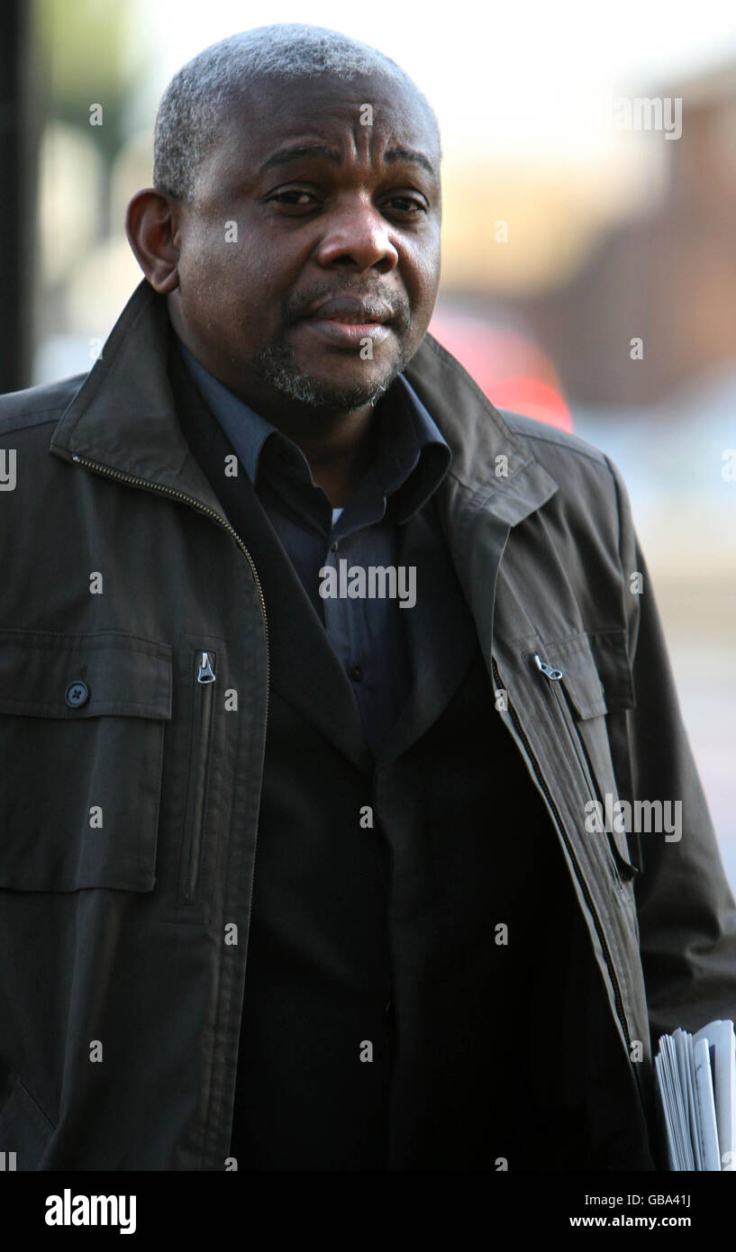 Fiancee roger koy hi-res stock photography and images - Alamy