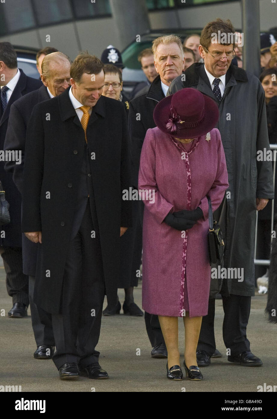 Queen elizabeth england rugby team hi-res stock photography and images ...