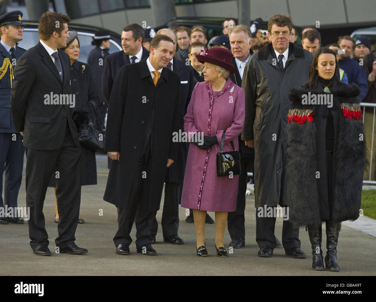 Queen elizabeth england rugby team hi-res stock photography and images ...