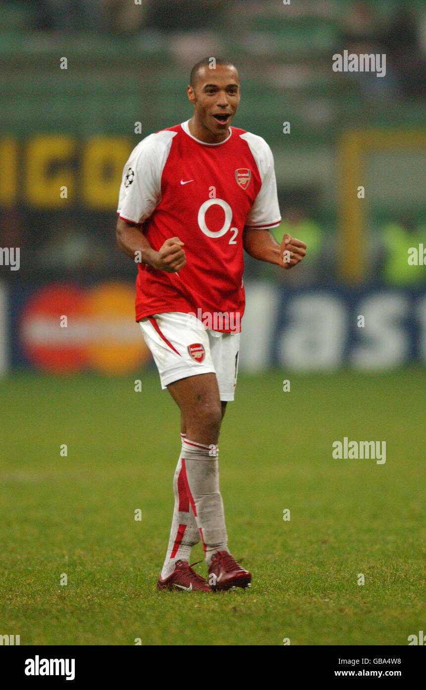 Arsenal v inter milan thierry henry hi-res stock photography and images ...
