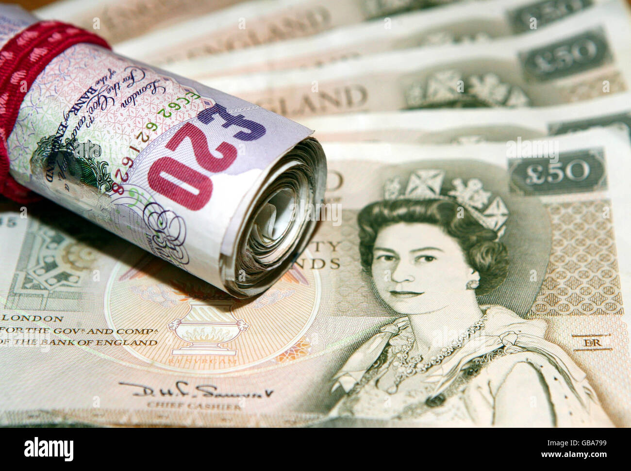 Currency notes paper money 20 50 pound sign england mangsm hi-res stock ...