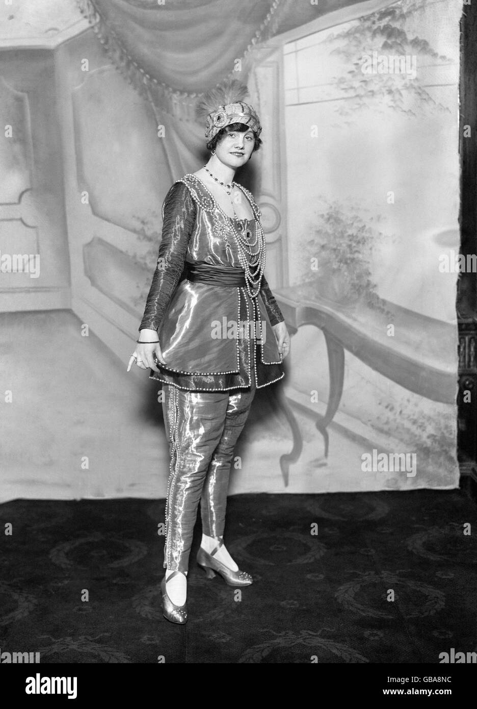 Dress Box Gaiety Theatre at Qiana Flowers blog