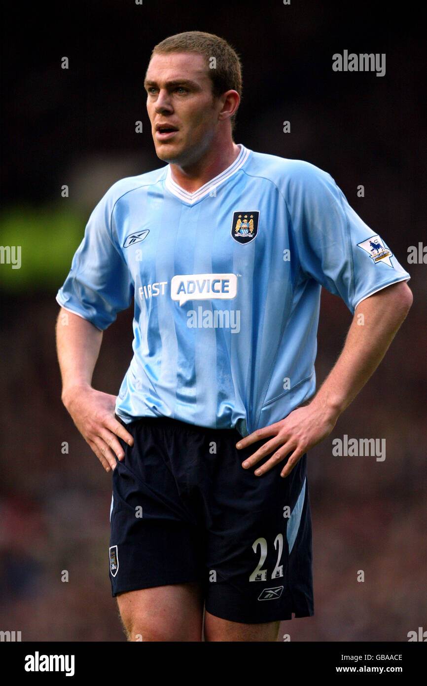 Richard dunne manchester city hi-res stock photography and images - Alamy