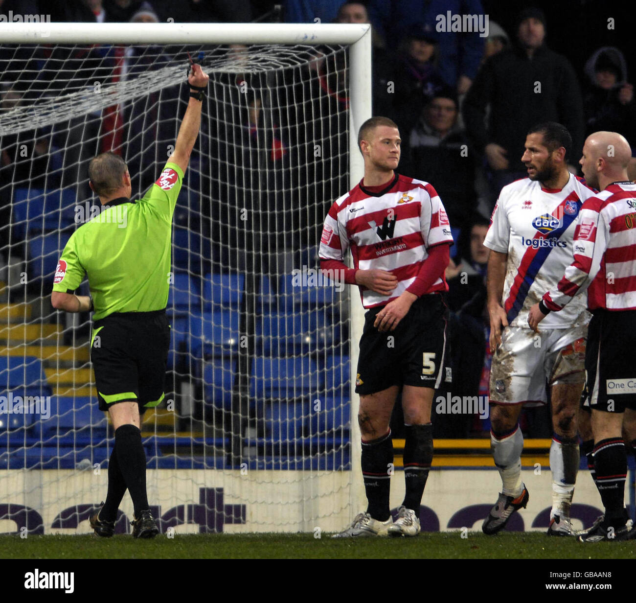 Footballer sent off hi-res stock photography and images - Alamy