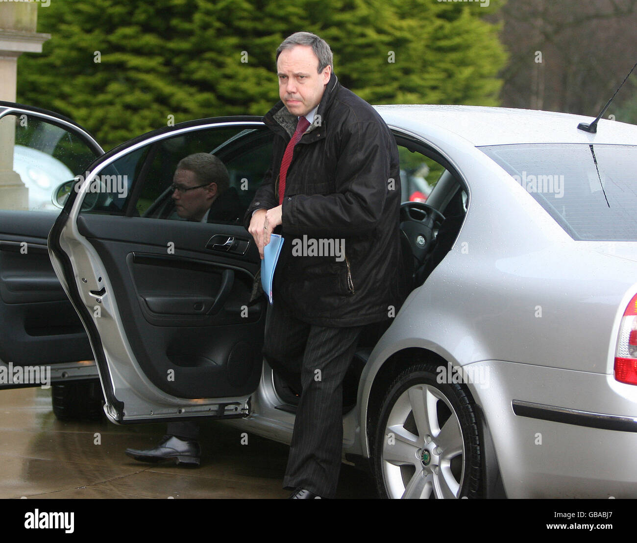 Finance minister nigel dodds arrives stormont castle hi-res stock ...