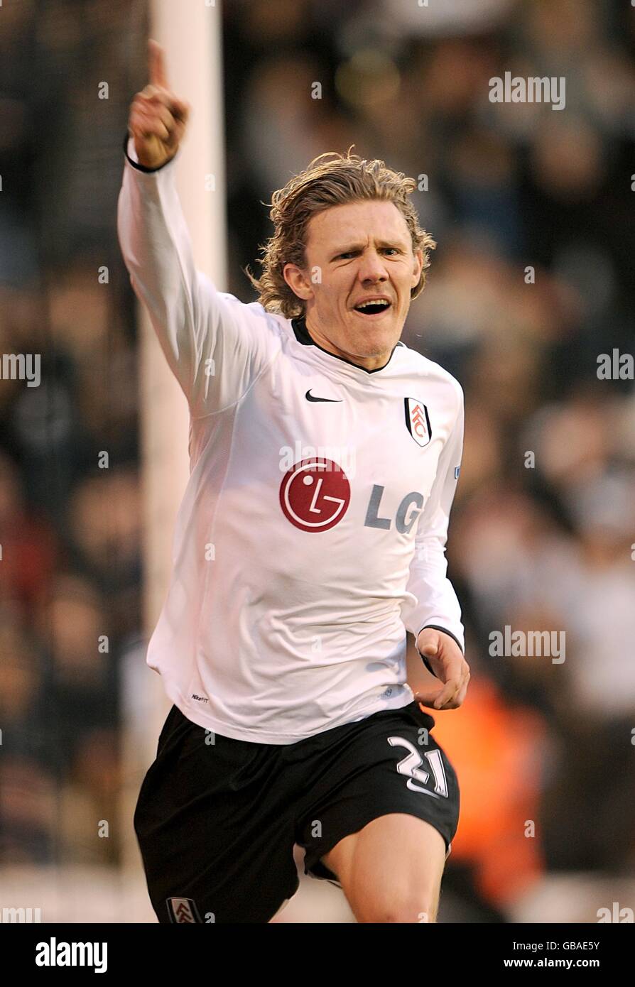 Fulham's Jimmy Bullard celebrates scoring the opening goal Stock Photo ...
