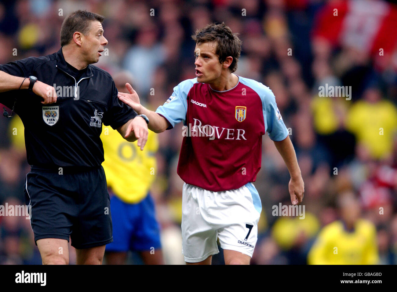 Soccer lee hendrie hi-res stock photography and images - Alamy