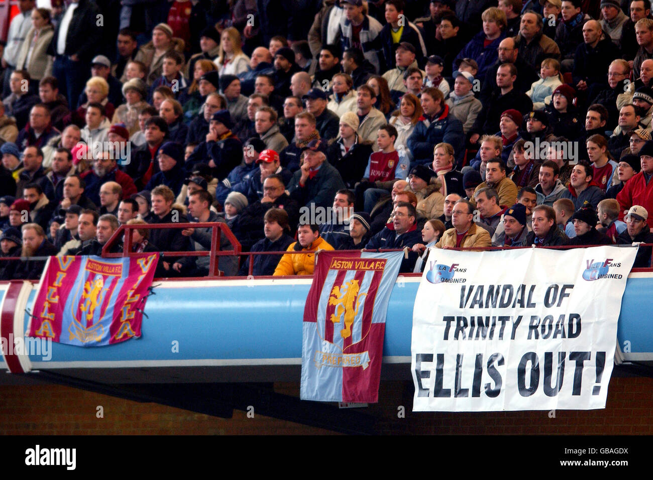 Aston villa fans display their messages hi-res stock photography and ...