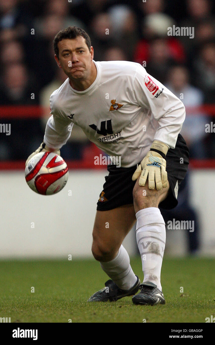 Football neil sullivan hi-res stock photography and images - Alamy