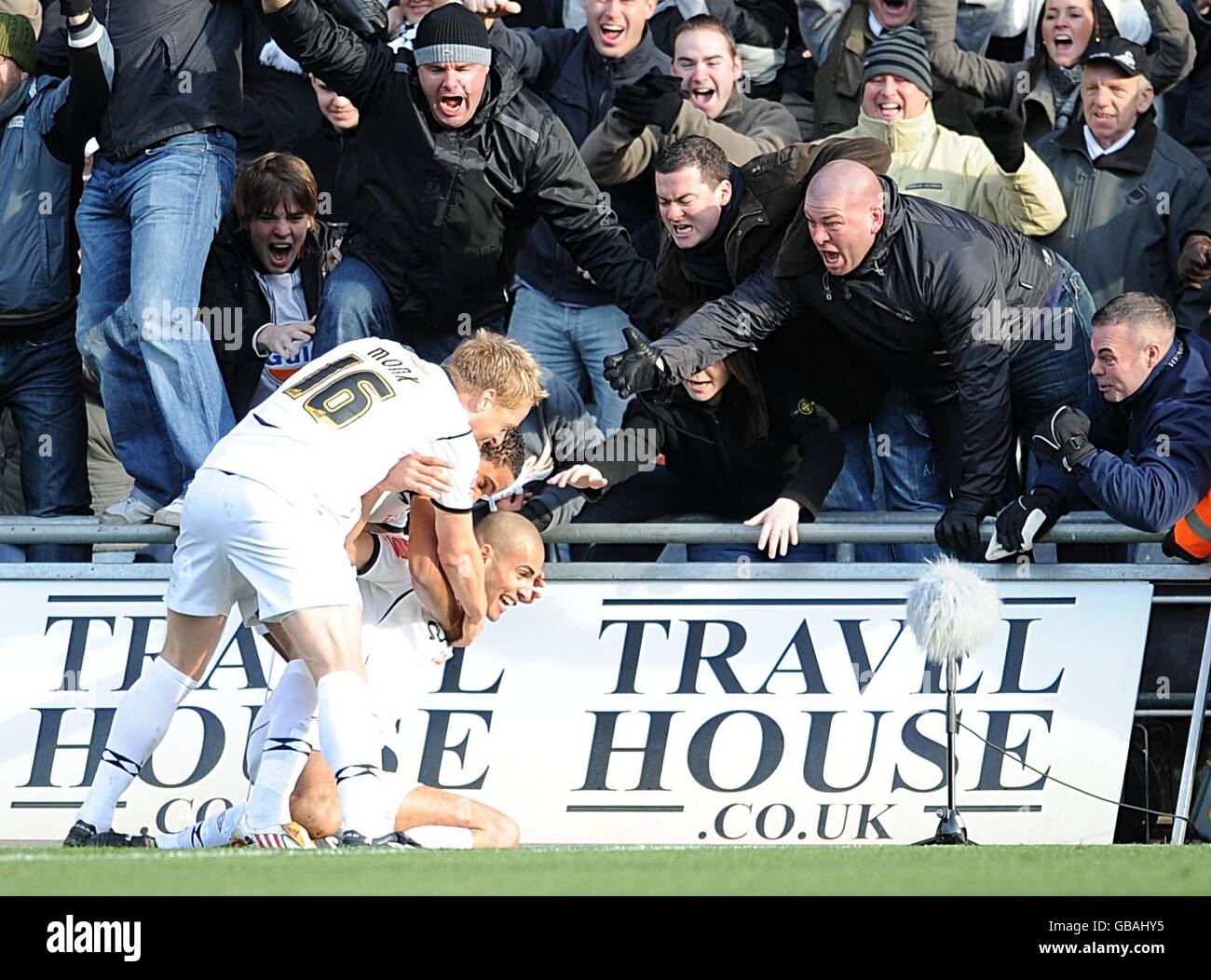 Darren pratley cardiff swansea hi-res stock photography and images - Alamy