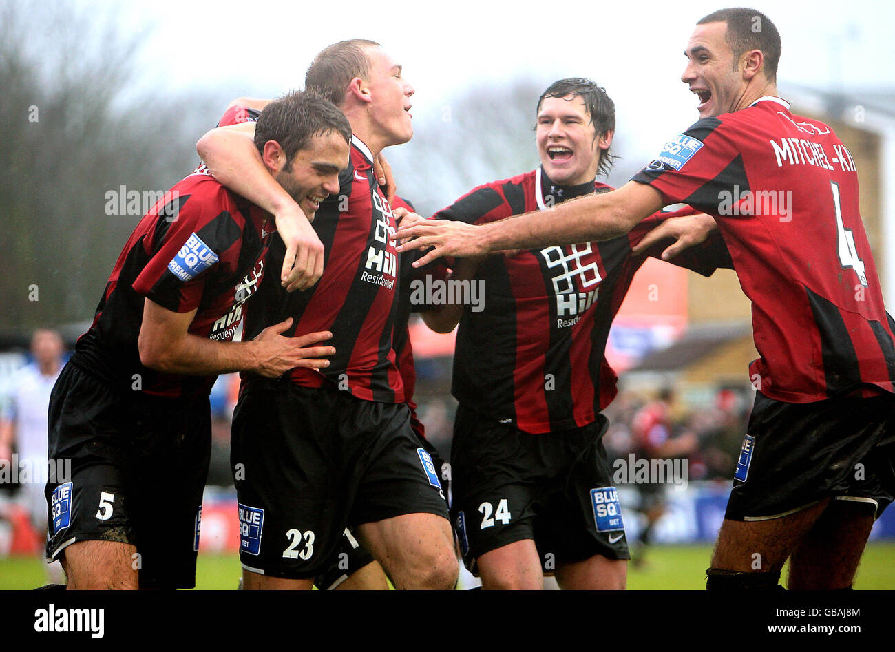 Histon players celebrate Matthew Langstons [left] goal against Leeds ...
