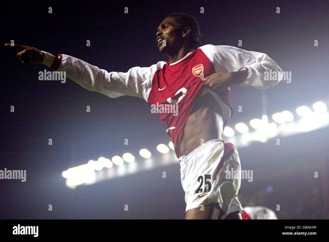 Kanu nwankwo hi-res stock photography and images - Alamy