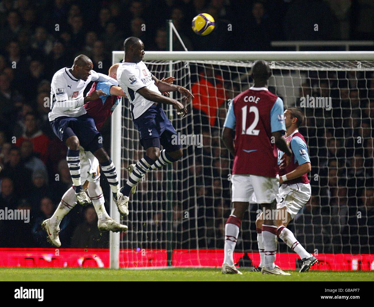 Full length goal shoots football datacoapplies hi-res stock photography ...