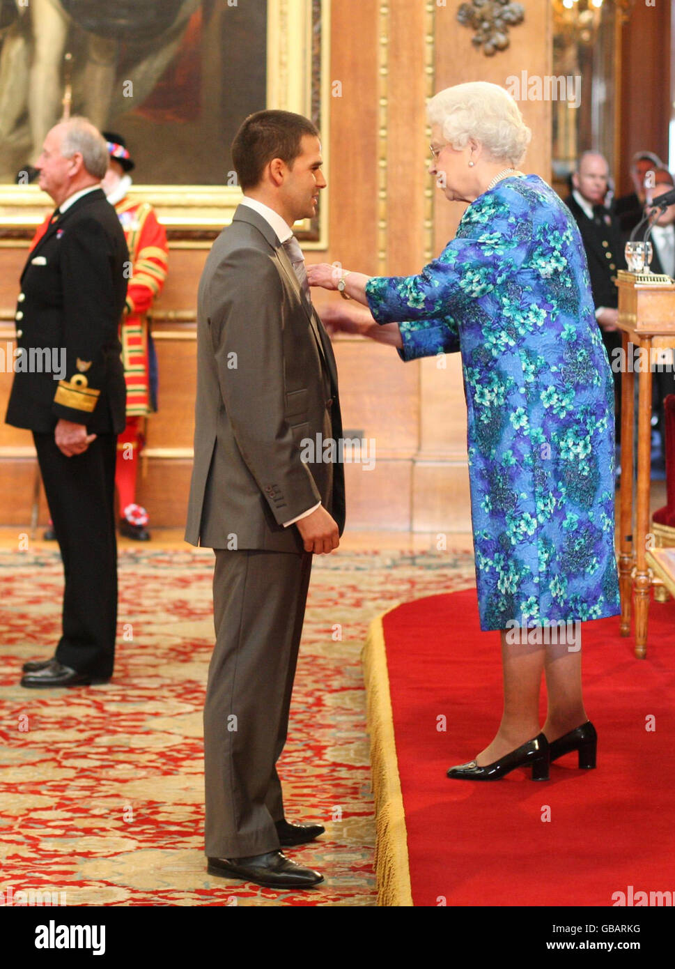 Sunderland and Northern Ireland footballer David Healy receives his MBE ...