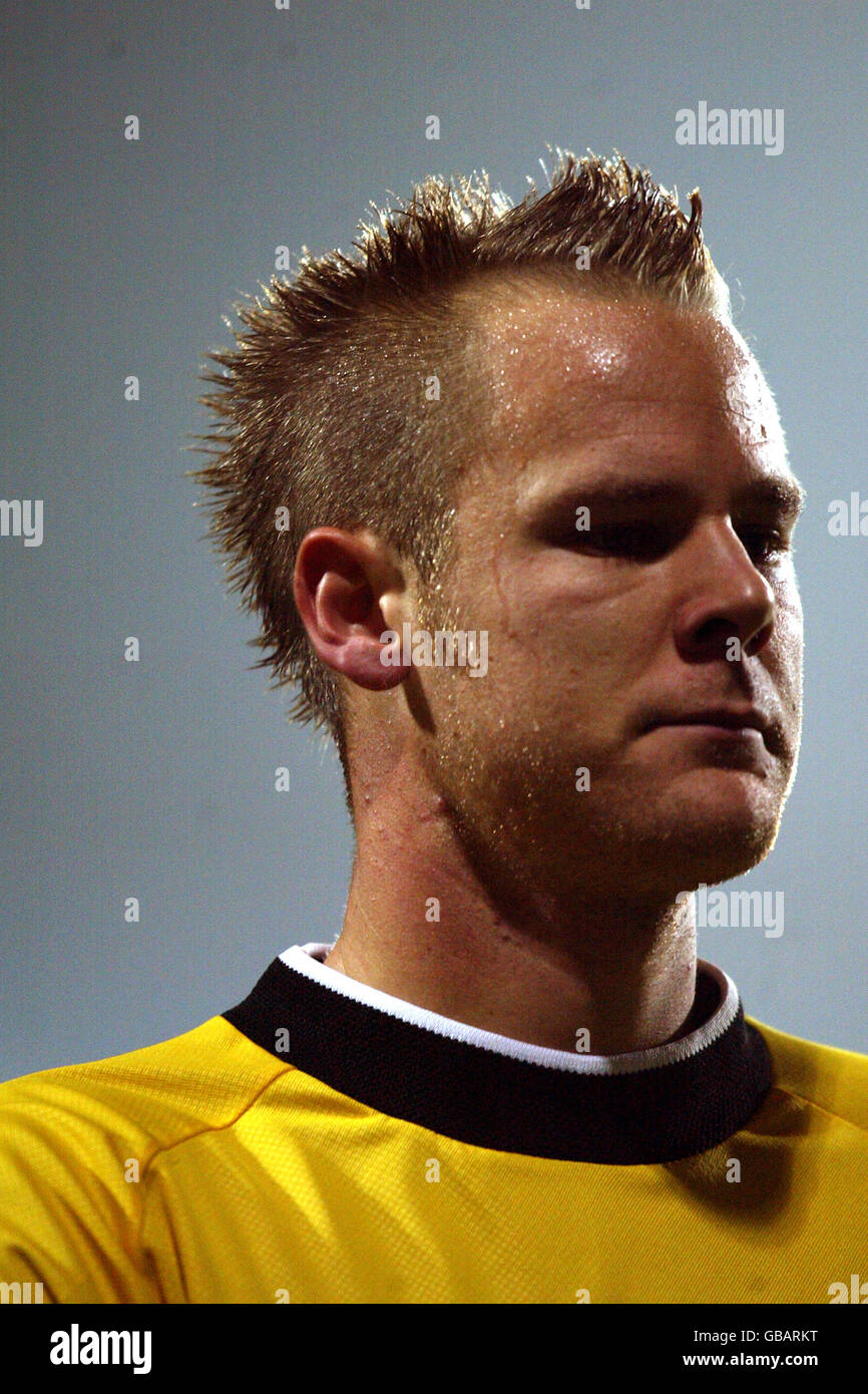 Paul smith goalkeeper brentford hi-res stock photography and images - Alamy