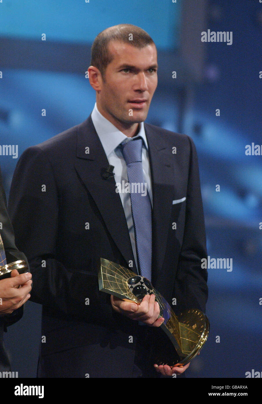 Soccer -Fifa World Player Award. Zinedine Zidane receives his award for ...