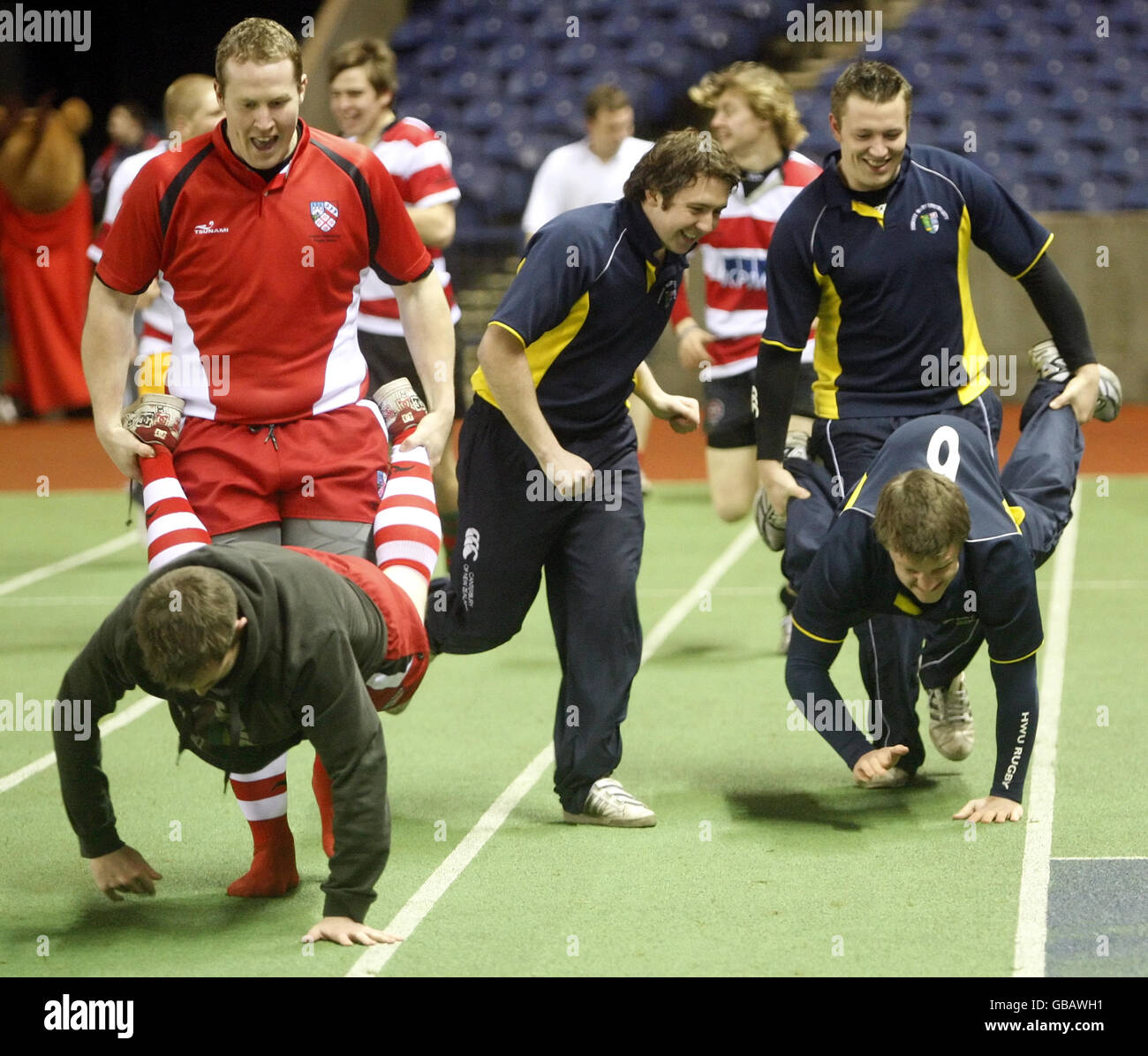 Wheelbarrow races hi-res stock photography and images - Alamy