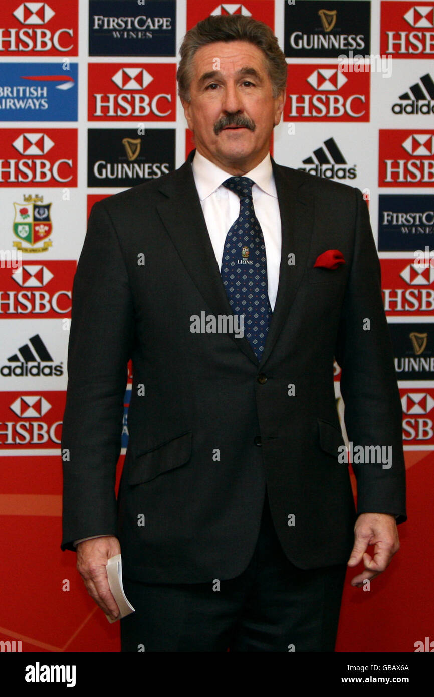 Gerald davies, rugby hi-res stock photography and images - Alamy