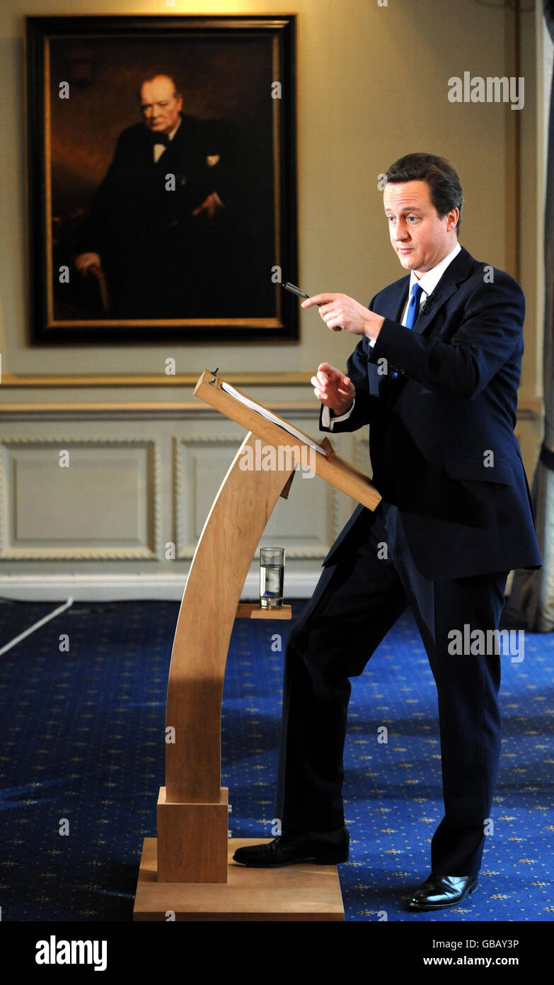 Full length speaking lectern mangrk hi-res stock photography and images ...