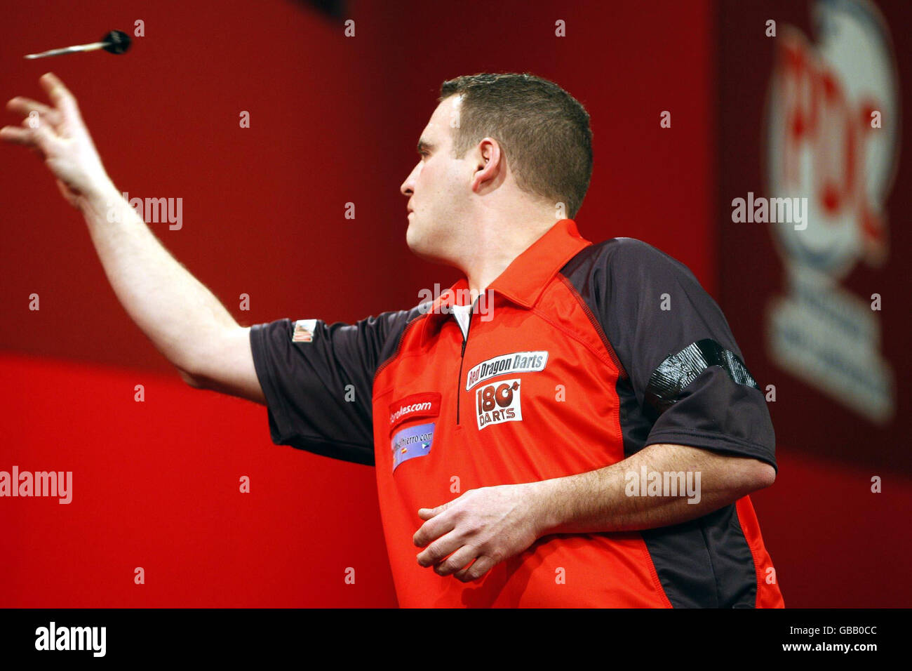 Spain's Carlos Rodriquez throwing against Holland's Roland Scholten ...