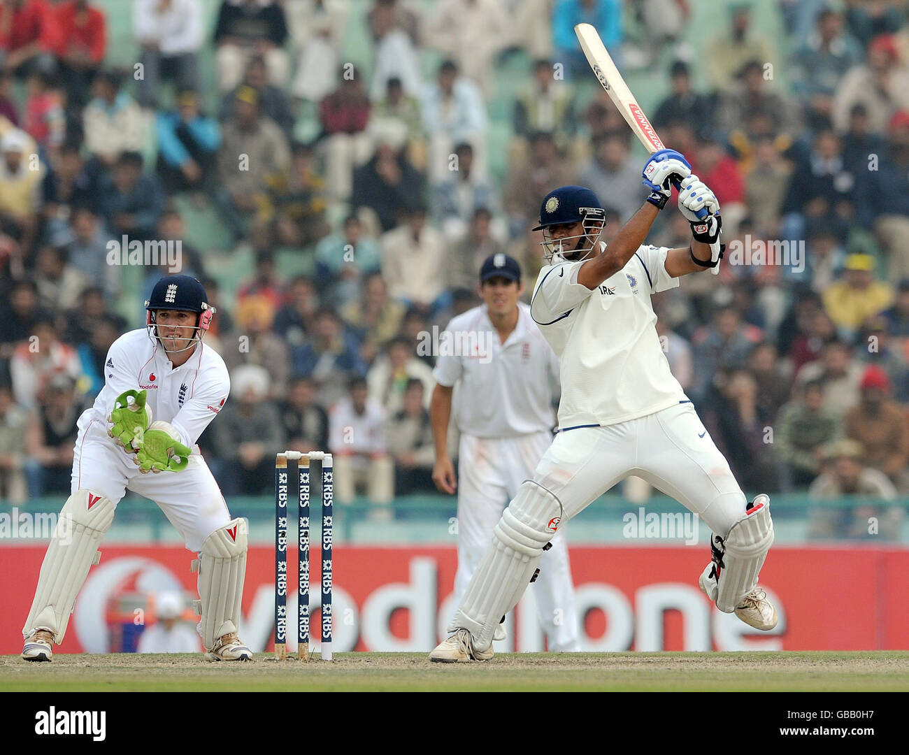 Cricket stumps wall hi-res stock photography and images - Alamy