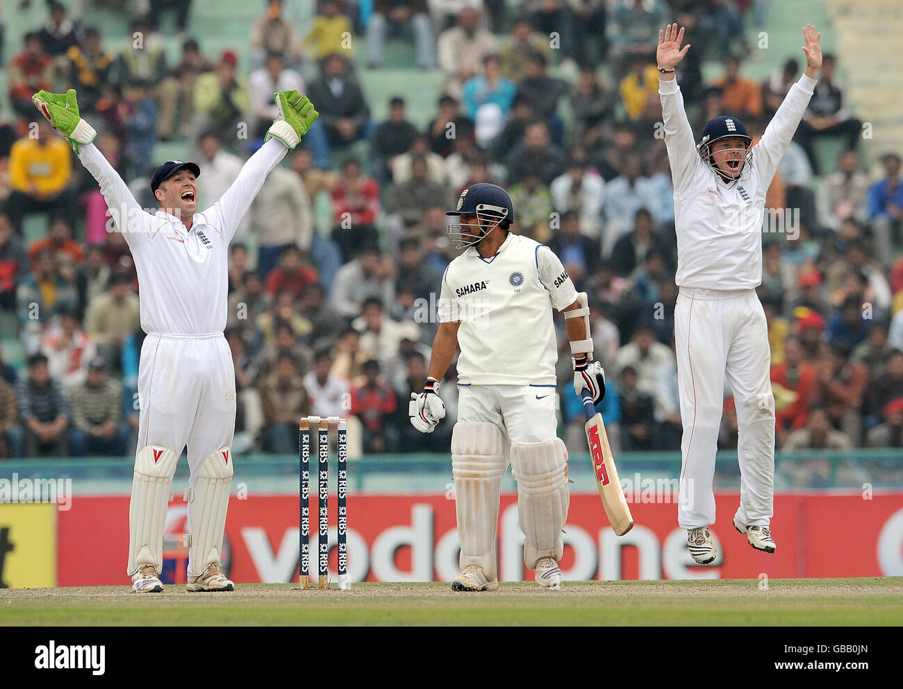 England's Matt Prior and Ina Bell celebrate as Sachin Tendulkar is ...