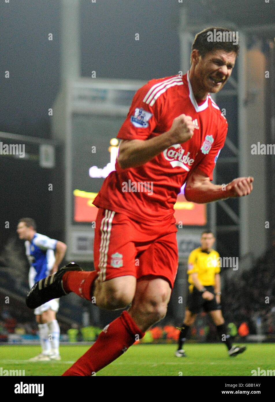 Liverpool's Xabi Alonso celebrates after scoring the first goal Stock ...